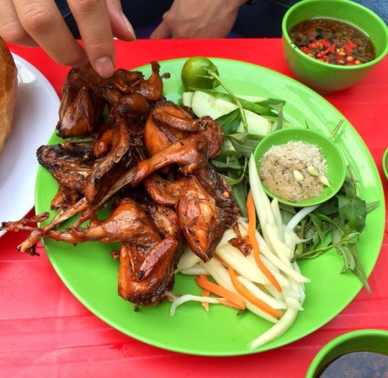 Top 5 Địa chỉ bán cút chiên bơ ngon nhất TP.HCM - Top Chuẩn